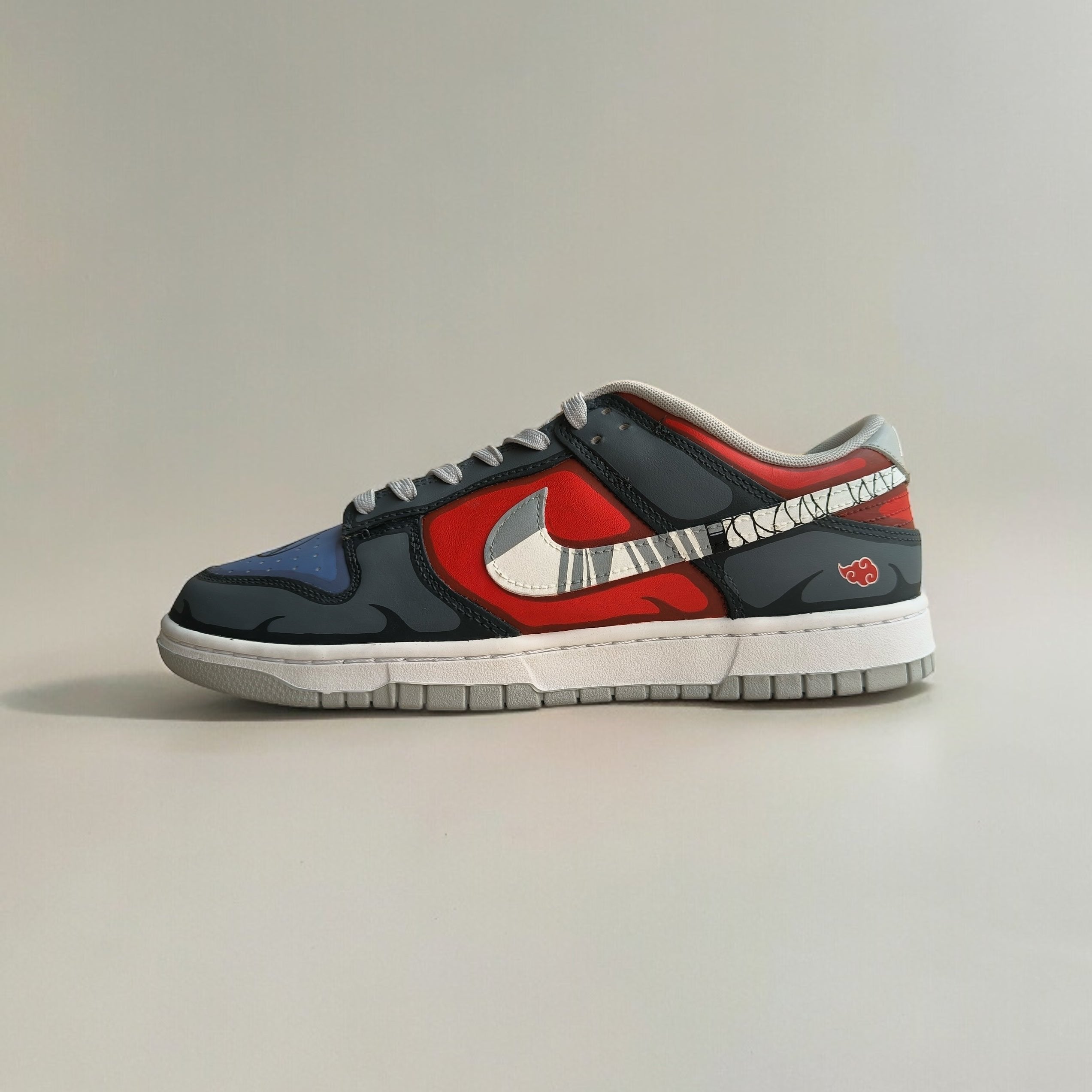 Itachi X Nike SB Dunks – Moreiarty